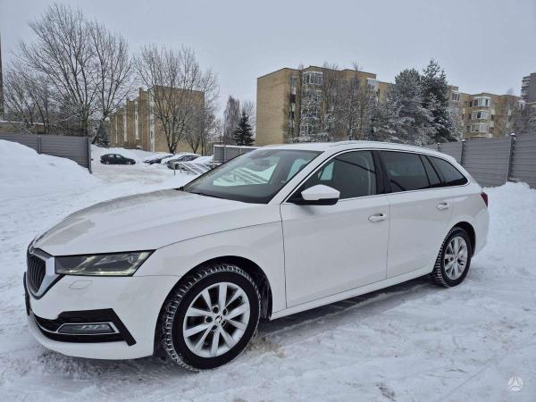 White Skoda Octavia 2021 in Panevezys, with an engine capacity of 1.50 L and mileage of 229 thousand km for 12100 €, photo 2 on AUTOMOTO.COM.LV