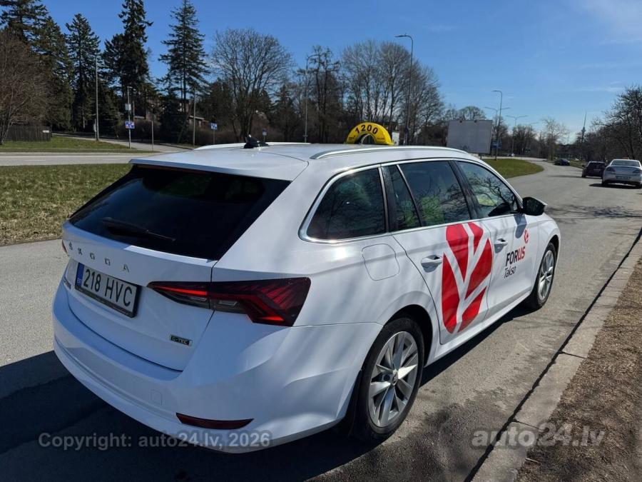 White Skoda Octavia 2021 in Tallinn, with an engine capacity of 1.50 L and mileage of 141 thousand km for 19000 €, photo 6 on AUTOMOTO.COM.LV