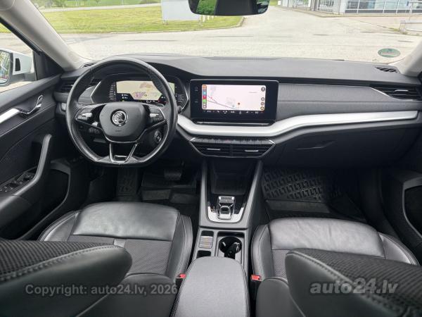 White Skoda Octavia 2021 in Viljandi, with an engine capacity of 1.40 L and mileage of 114 thousand km for 18990 €, photo 5 on AUTOMOTO.COM.LV