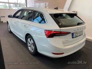 White Skoda Octavia 2021 in Rakvere, with an engine capacity of 1.50 L and mileage of 149 thousand km for 15400 €, photo 5 on AUTOMOTO.COM.LV