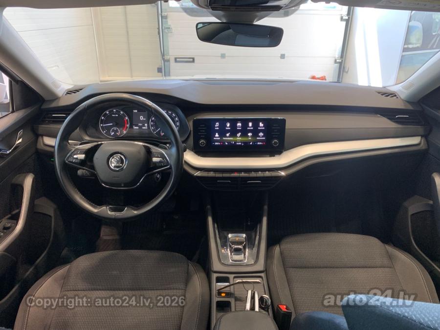 White Skoda Octavia 2021 in Rakvere, with an engine capacity of 1.50 L and mileage of 149 thousand km for 15400 €, photo 9 on AUTOMOTO.COM.LV