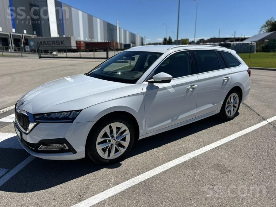 White Skoda Octavia 2021 in Riga, with an engine capacity of 2.00 L and mileage of 97 thousand km for 17500 €, photo 7 on AUTOMOTO.COM.LV