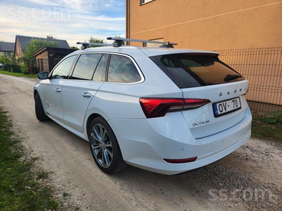 White Skoda Octavia 2021 in Jelgava, with an engine capacity of 2.00 L and mileage of 136 thousand km for 18000 €, photo 5 on AUTOMOTO.COM.LV