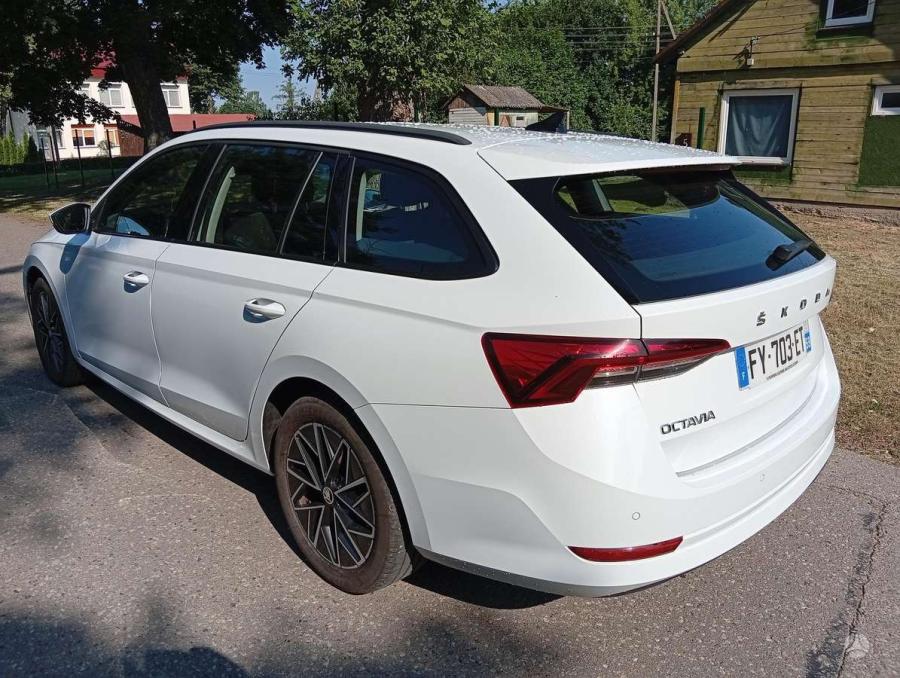 Balts Skoda Octavia 2021 Jurbarkas, ar dzinēja tilpumu 1.97 L un nobraukumu 248 tūkst. km par 10900 €, foto 6 vietnē AUTOMOTO.COM.LV
