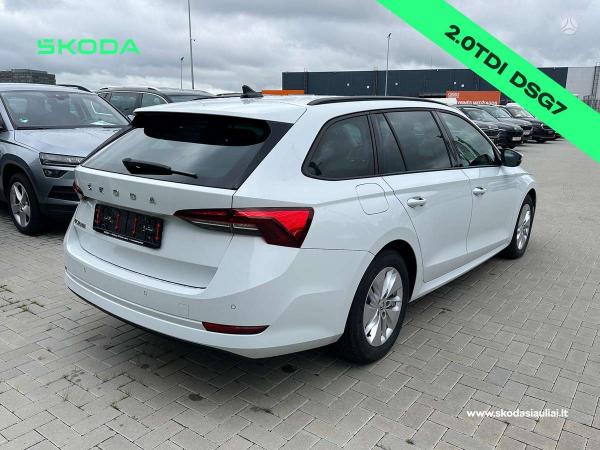 White Skoda Octavia 2021 in Siauliai, with an engine capacity of 1.97 L and mileage of 210 thousand km for 12900 €, photo 4 on AUTOMOTO.COM.LV