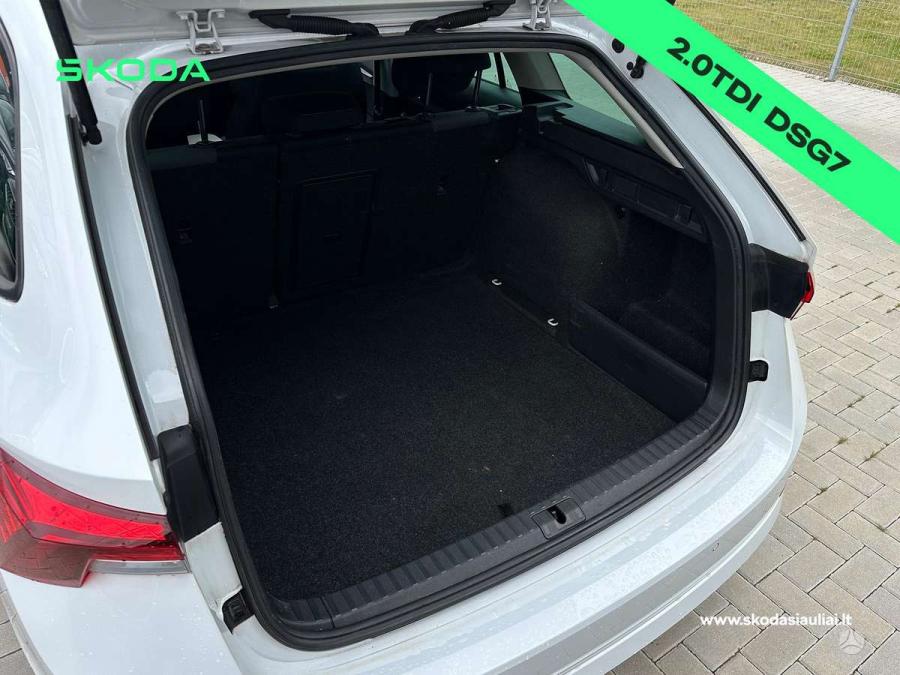 White Skoda Octavia 2021 in Siauliai, with an engine capacity of 1.97 L and mileage of 210 thousand km for 12900 €, photo 7 on AUTOMOTO.COM.LV