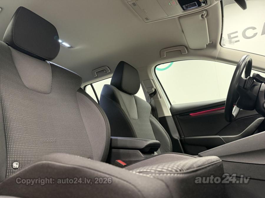 Balts Skoda Octavia 2021 Tallina, ar dzinēja tilpumu 1.50 L un nobraukumu 84 tūkst. km par 13900 €, foto 14 vietnē AUTOMOTO.COM.LV