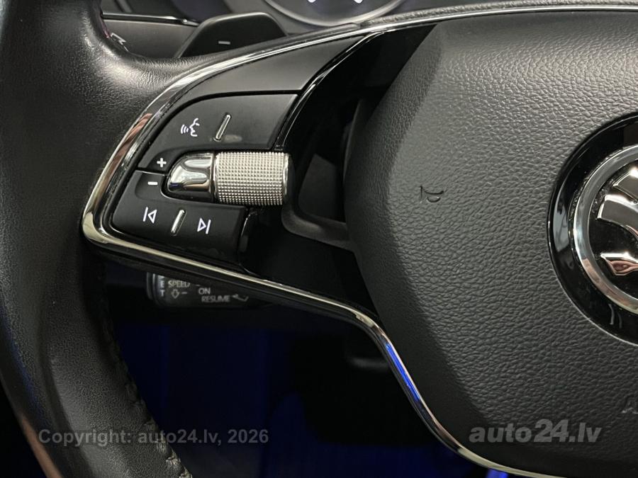 Balts Skoda Octavia 2021 Tallina, ar dzinēja tilpumu 1.50 L un nobraukumu 149 tūkst. km par 15900 €, foto 13 vietnē AUTOMOTO.COM.LV