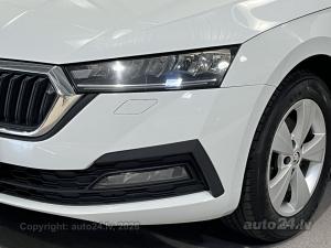 Balts Skoda Octavia 2021 Tallina, ar dzinēja tilpumu 1.50 L un nobraukumu 149 tūkst. km par 15900 €, foto 20 vietnē AUTOMOTO.COM.LV