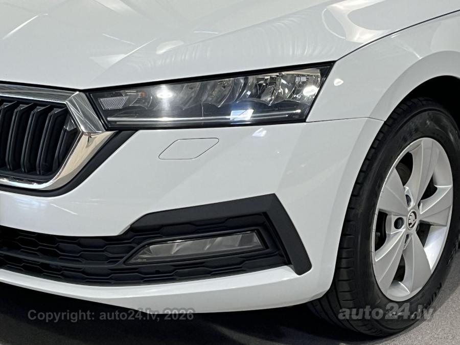Balts Skoda Octavia 2021 Tallina, ar dzinēja tilpumu 1.50 L un nobraukumu 149 tūkst. km par 15900 €, foto 20 vietnē AUTOMOTO.COM.LV