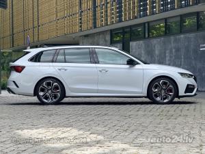 White Skoda Octavia 2021 in Tartu, with an engine capacity of 2.00 L and mileage of 195 thousand km for 19999 €, photo 4 on AUTOMOTO.COM.LV
