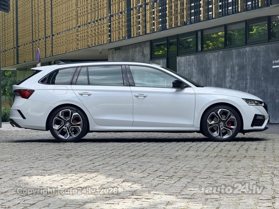 White Skoda Octavia 2021 in Tartu, with an engine capacity of 2.00 L and mileage of 195 thousand km for 19999 €, photo 4 on AUTOMOTO.COM.LV