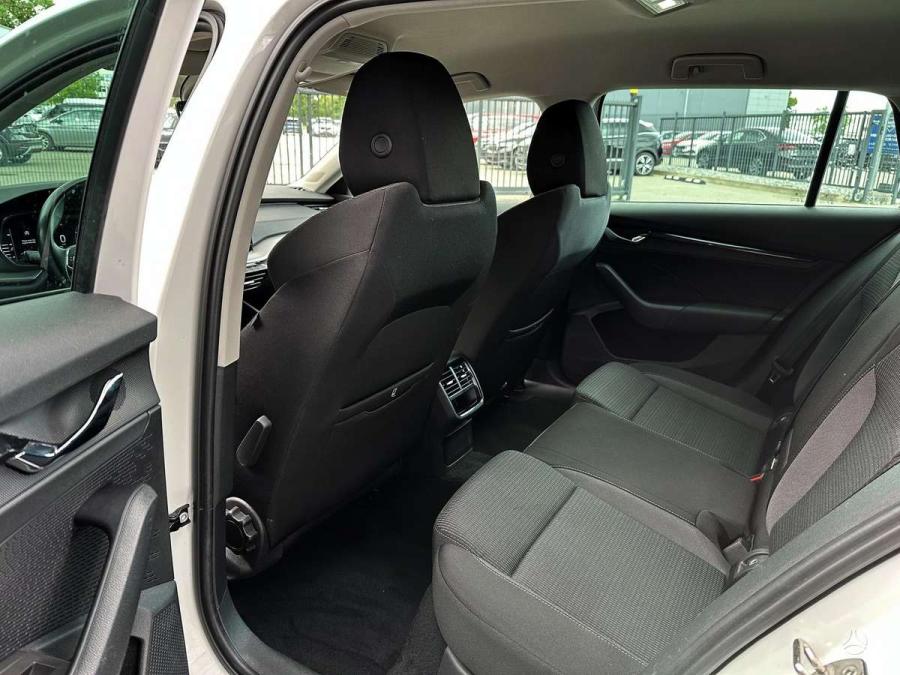 Balts Skoda Octavia 2021 Kauņa, ar dzinēja tilpumu 1.50 L un nobraukumu 202 tūkst. km par 13900 €, foto 11 vietnē AUTOMOTO.COM.LV