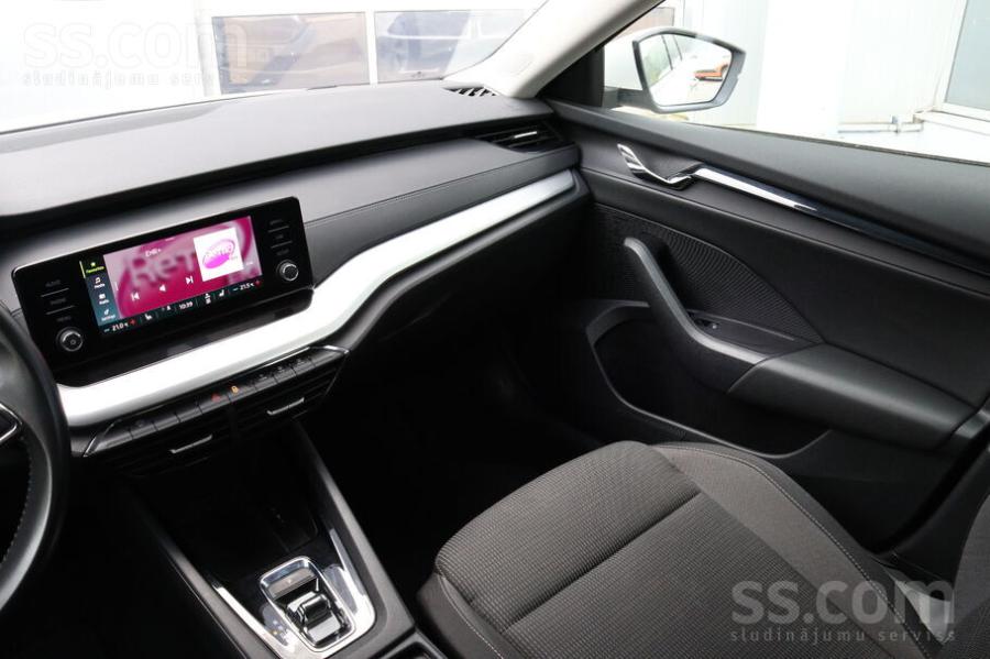 Balts Skoda Octavia 2021 Rīga, ar dzinēja tilpumu 1.50 L un nobraukumu 85 tūkst. km par 15800 €, foto 25 vietnē AUTOMOTO.COM.LV