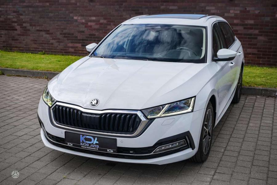 White Skoda Octavia 2021 in Marijampole, with an engine capacity of 1.97 L and mileage of 217 thousand km for 14250 €, photo 5 on AUTOMOTO.COM.LV