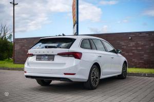 White Skoda Octavia 2021 in Marijampole, with an engine capacity of 1.97 L and mileage of 217 thousand km for 14250 €, photo 14 on AUTOMOTO.COM.LV