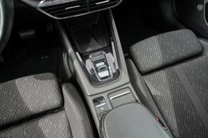 White Skoda Octavia 2021 in Marijampole, with an engine capacity of 1.97 L and mileage of 217 thousand km for 14250 €, photo 23 on AUTOMOTO.COM.LV