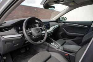 White Skoda Octavia 2021 in Marijampole, with an engine capacity of 1.97 L and mileage of 217 thousand km for 14250 €, photo 29 on AUTOMOTO.COM.LV