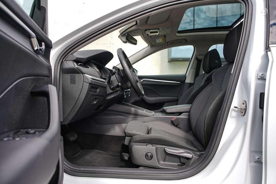 White Skoda Octavia 2021 in Marijampole, with an engine capacity of 1.97 L and mileage of 217 thousand km for 14250 €, photo 30 on AUTOMOTO.COM.LV