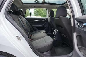 White Skoda Octavia 2021 in Marijampole, with an engine capacity of 1.97 L and mileage of 217 thousand km for 14250 €, photo 39 on AUTOMOTO.COM.LV
