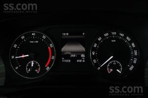 White Skoda Octavia 2021 in Riga, with an engine capacity of 1.50 L and mileage of 111 thousand km for 15490 €, photo 12 on AUTOMOTO.COM.LV