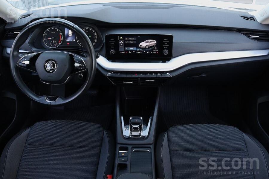 White Skoda Octavia 2021 in Riga, with an engine capacity of 1.50 L and mileage of 111 thousand km for 15490 €, photo 25 on AUTOMOTO.COM.LV