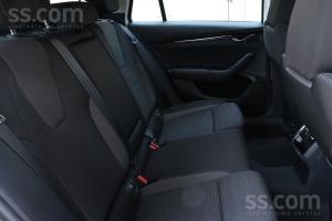 White Skoda Octavia 2021 in Riga, with an engine capacity of 1.50 L and mileage of 111 thousand km for 15490 €, photo 26 on AUTOMOTO.COM.LV