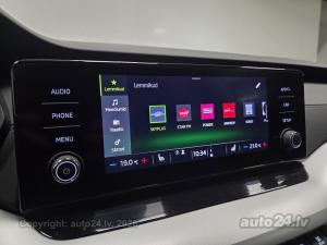 Balts Skoda Octavia 2021 Tallina, ar dzinēja tilpumu 1.50 L un nobraukumu 75 tūkst. km par 16900 €, foto 10 vietnē AUTOMOTO.COM.LV