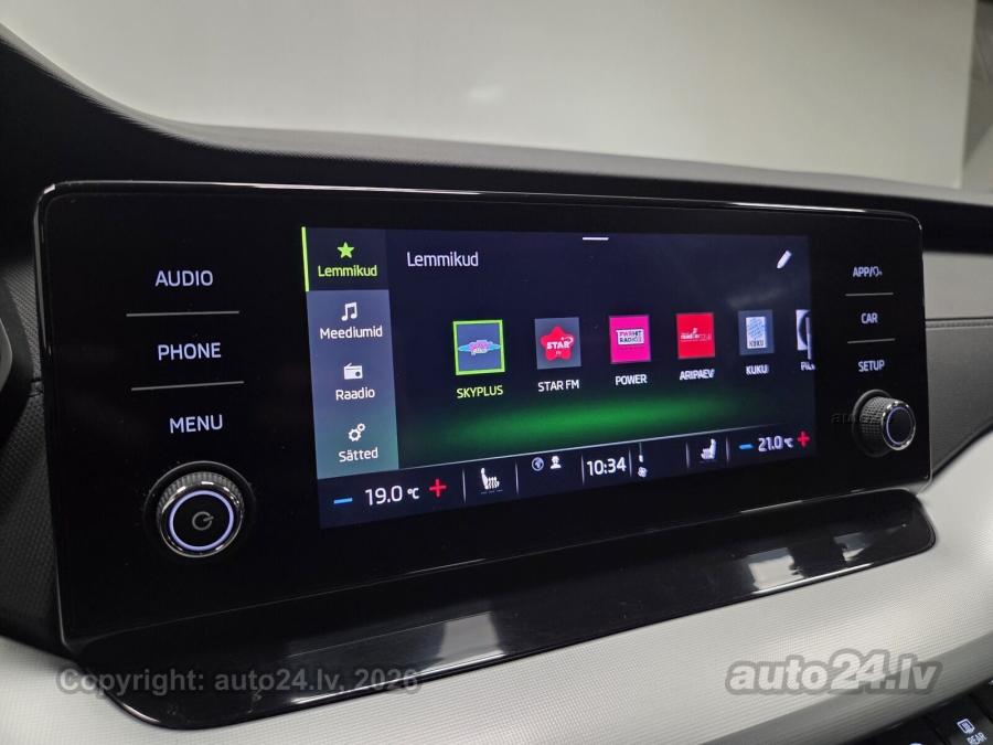 Balts Skoda Octavia 2021 Tallina, ar dzinēja tilpumu 1.50 L un nobraukumu 75 tūkst. km par 16900 €, foto 10 vietnē AUTOMOTO.COM.LV