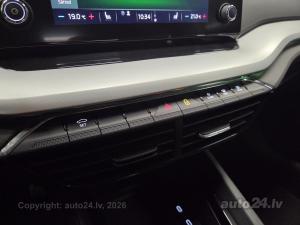 Balts Skoda Octavia 2021 Tallina, ar dzinēja tilpumu 1.50 L un nobraukumu 75 tūkst. km par 16900 €, foto 11 vietnē AUTOMOTO.COM.LV