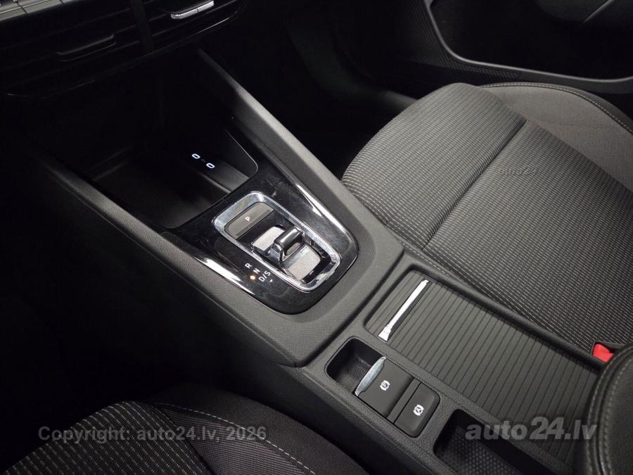 Balts Skoda Octavia 2021 Tallina, ar dzinēja tilpumu 1.50 L un nobraukumu 75 tūkst. km par 16900 €, foto 12 vietnē AUTOMOTO.COM.LV