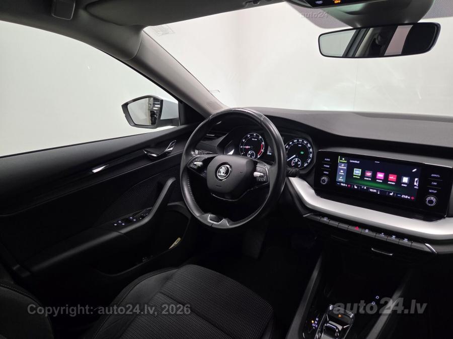 Balts Skoda Octavia 2021 Tallina, ar dzinēja tilpumu 1.50 L un nobraukumu 75 tūkst. km par 16900 €, foto 13 vietnē AUTOMOTO.COM.LV