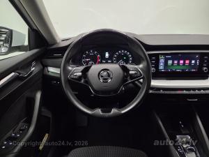 Balts Skoda Octavia 2021 Tallina, ar dzinēja tilpumu 1.50 L un nobraukumu 75 tūkst. km par 16900 €, foto 14 vietnē AUTOMOTO.COM.LV