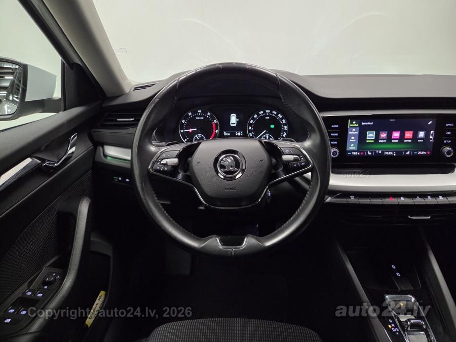 Balts Skoda Octavia 2021 Tallina, ar dzinēja tilpumu 1.50 L un nobraukumu 75 tūkst. km par 16900 €, foto 14 vietnē AUTOMOTO.COM.LV