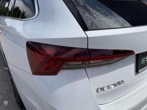 Balts Skoda Octavia 2021 Viļņa, ar dzinēja tilpumu 1.40 L un nobraukumu 114 tūkst. km par 18650 €, foto 7 vietnē AUTOMOTO.COM.LV