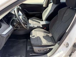 Balts Skoda Octavia 2021 Viļņa, ar dzinēja tilpumu 1.40 L un nobraukumu 114 tūkst. km par 18650 €, foto 14 vietnē AUTOMOTO.COM.LV