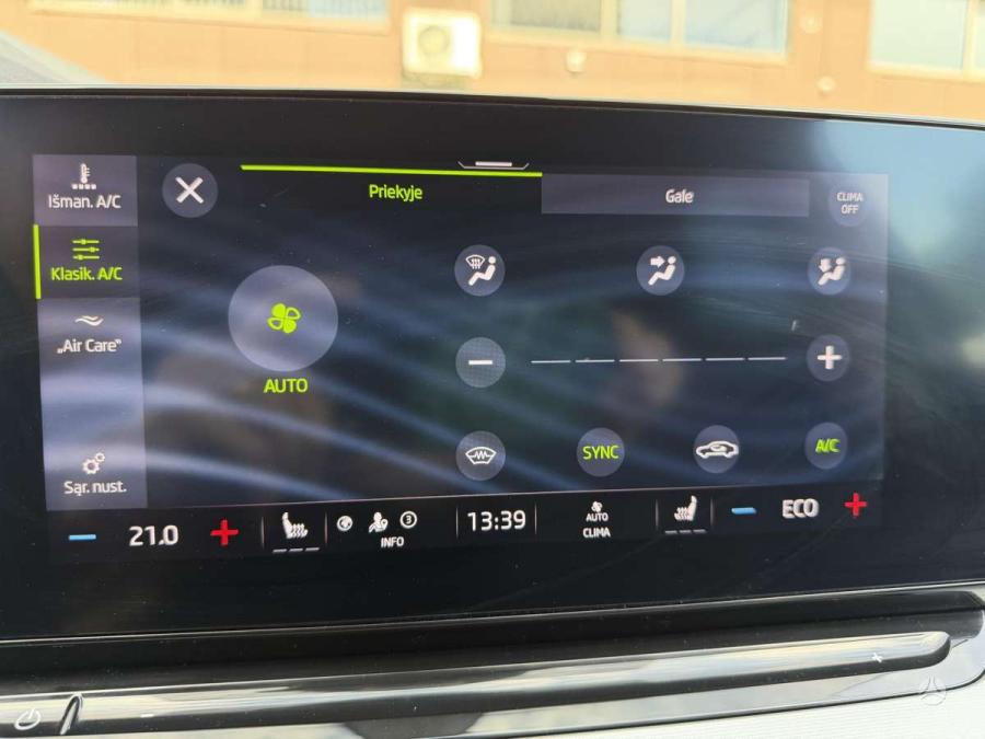 Balts Skoda Octavia 2021 Viļņa, ar dzinēja tilpumu 1.40 L un nobraukumu 114 tūkst. km par 18650 €, foto 34 vietnē AUTOMOTO.COM.LV
