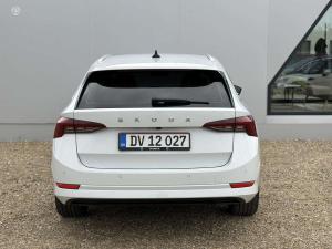 White Skoda Octavia 2021 in Siauliai, with an engine capacity of 1.97 L and mileage of 370 thousand km for 12200 €, photo 7 on AUTOMOTO.COM.LV