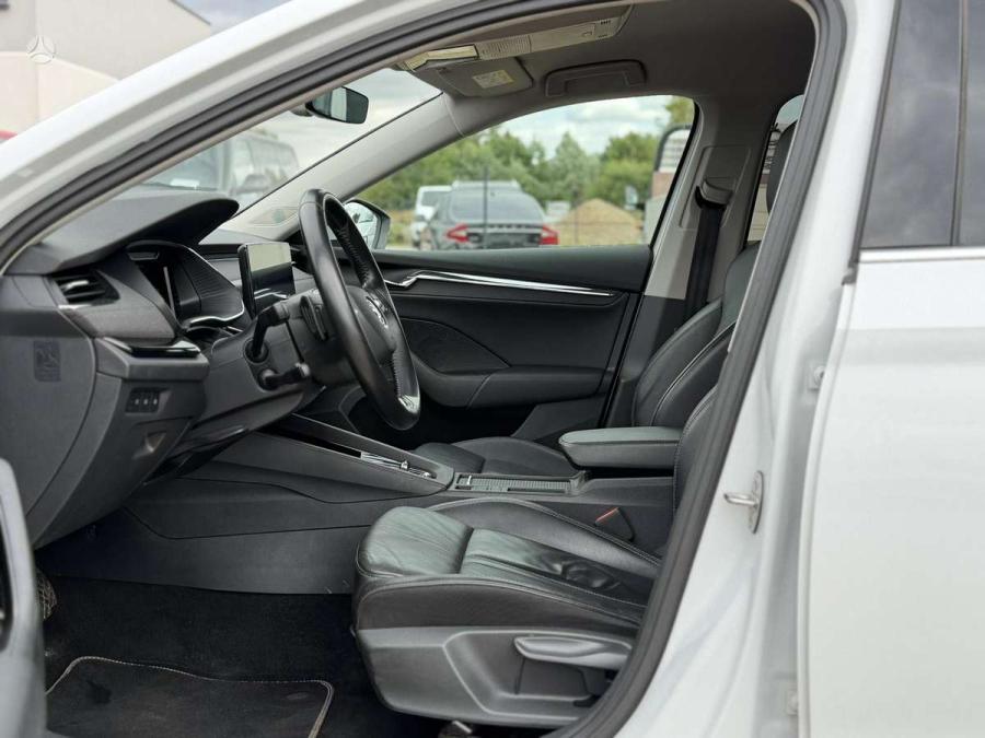 White Skoda Octavia 2021 in Siauliai, with an engine capacity of 1.97 L and mileage of 370 thousand km for 12200 €, photo 11 on AUTOMOTO.COM.LV
