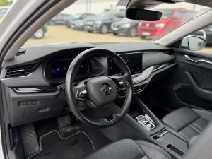 White Skoda Octavia 2021 in Siauliai, with an engine capacity of 1.97 L and mileage of 370 thousand km for 12200 €, photo 12 on AUTOMOTO.COM.LV