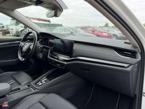 White Skoda Octavia 2021 in Siauliai, with an engine capacity of 1.97 L and mileage of 370 thousand km for 12200 €, photo 17 on AUTOMOTO.COM.LV