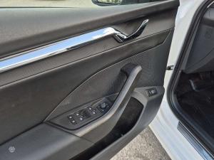 Balts Skoda Octavia 2021 Panevēža, ar dzinēja tilpumu 1.50 L un nobraukumu 230 tūkst. km par 11100 €, foto 26 vietnē AUTOMOTO.COM.LV
