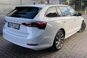 White Skoda Octavia 2021 in Marijampole, with an engine capacity of 1.97 L and mileage of 277 thousand km for 14750 €, photo 5 on AUTOMOTO.COM.LV