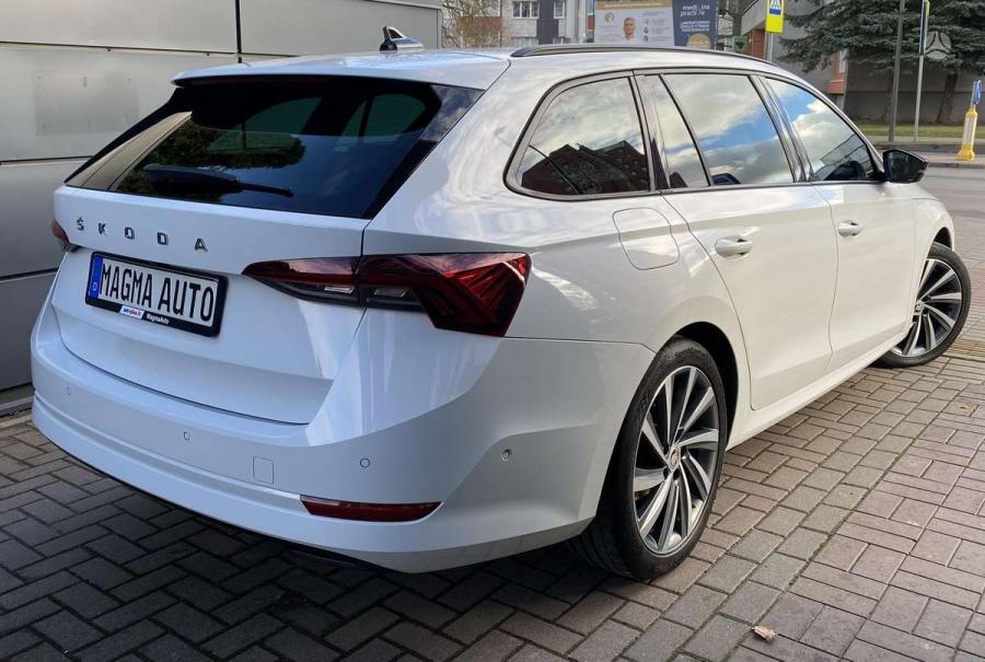 White Skoda Octavia 2021 in Marijampole, with an engine capacity of 1.97 L and mileage of 277 thousand km for 14750 €, photo 5 on AUTOMOTO.COM.LV