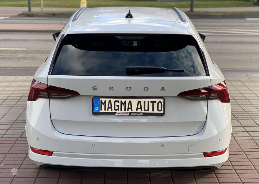 White Skoda Octavia 2021 in Marijampole, with an engine capacity of 1.97 L and mileage of 277 thousand km for 14750 €, photo 13 on AUTOMOTO.COM.LV