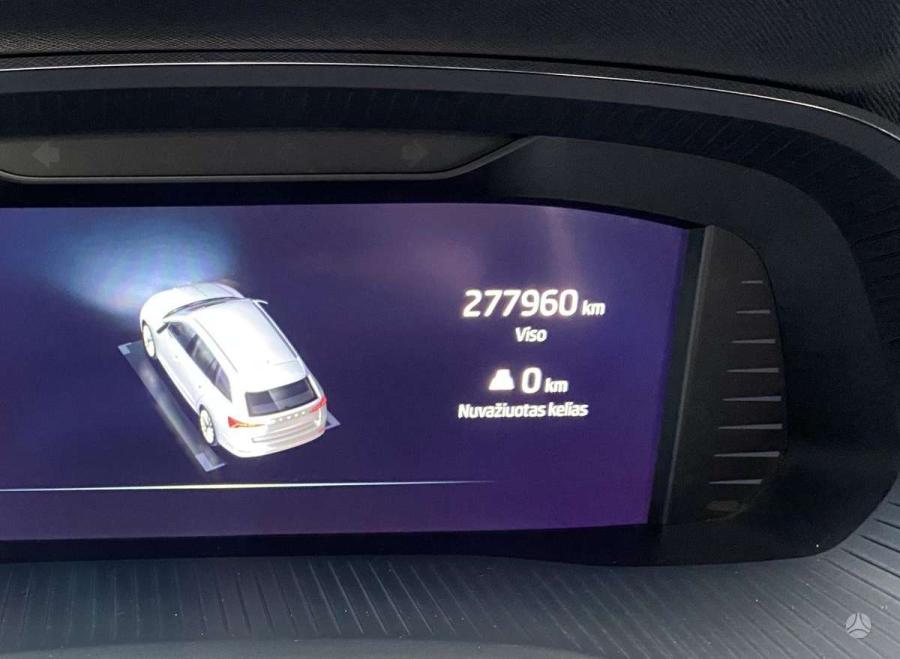 White Skoda Octavia 2021 in Marijampole, with an engine capacity of 1.97 L and mileage of 277 thousand km for 14750 €, photo 28 on AUTOMOTO.COM.LV