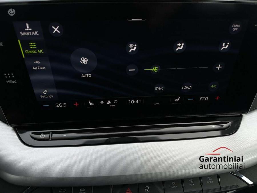 White Skoda Octavia 2021 in Vilnius, with an engine capacity of 1.40 L and mileage of 149 thousand km for 16450 €, photo 15 on AUTOMOTO.COM.LV