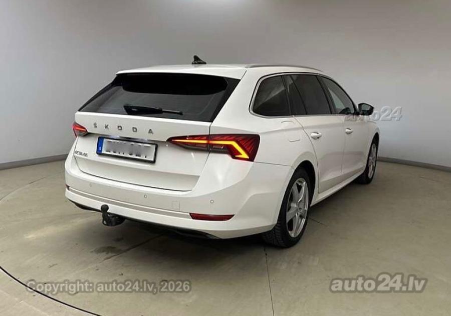 White Skoda Octavia 2021 in Tallinn, with an engine capacity of 1.50 L and mileage of 63 thousand km for 18500 €, photo 5 on AUTOMOTO.COM.LV