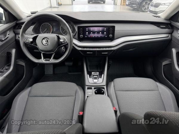 Skoda Octavia 2021 in Tallinn on AUTOMOTO.COM.LV White Skoda Octavia 2021 in Tallinn, with an engine capacity of 1.50 L and mileage of 63 thousand km for 18500 €, photo 7 on AUTOMOTO.COM.LV