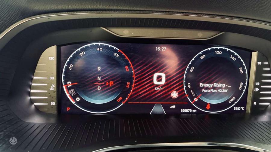 Белый Шкода Октавия 2021 в Вильнюс, объемом двигателя 1.97 л и пробегом 199 тыс. км за 22000 €, фото 14 на AUTOMOTO.COM.LV